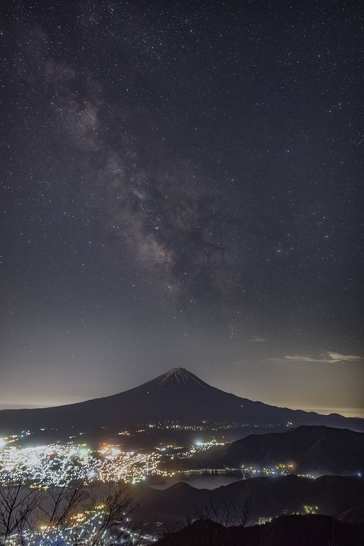 Earth in the Universe - 240504_1934